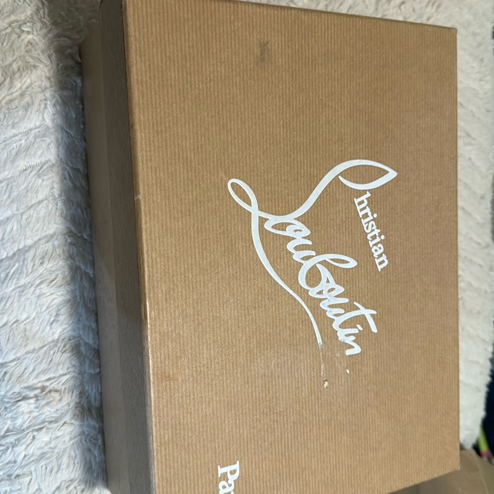 So Kate Specchio Christian Louboutin. - Gem